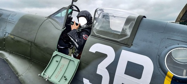 spitfire Design Template | Pixiz