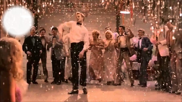 Footloose Photo Frame Effect | Pixiz